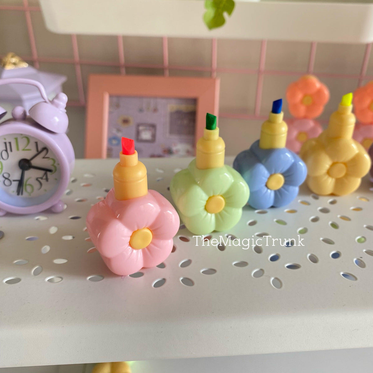 Floral Highlighter set ( 1 set ) – The Magic Trunk